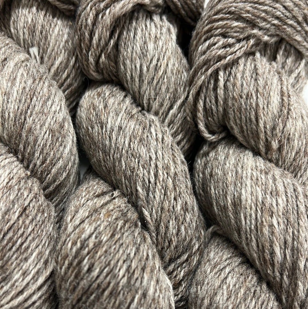 WILD WOOL 8PLY (Merino/Arapawa) – Wild Earth Yarns